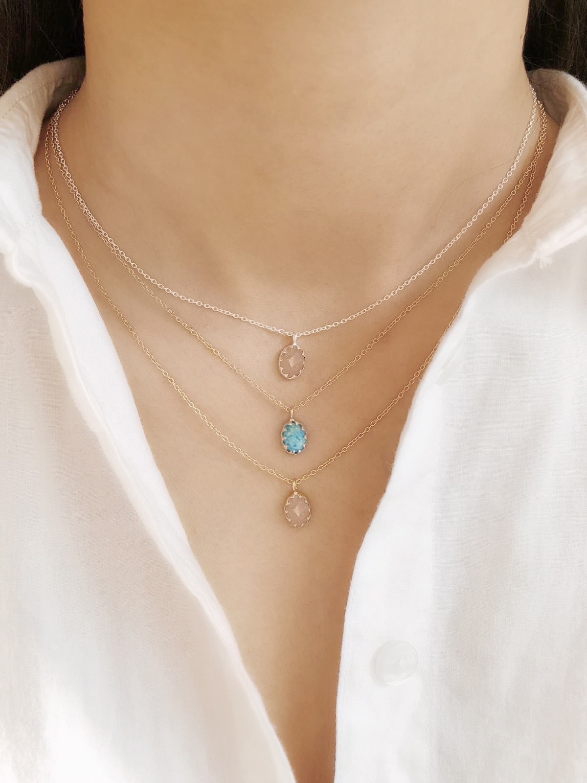 Collier Mimi ovale Moonstone d'Alexiane Bijoux - Poisson Plume